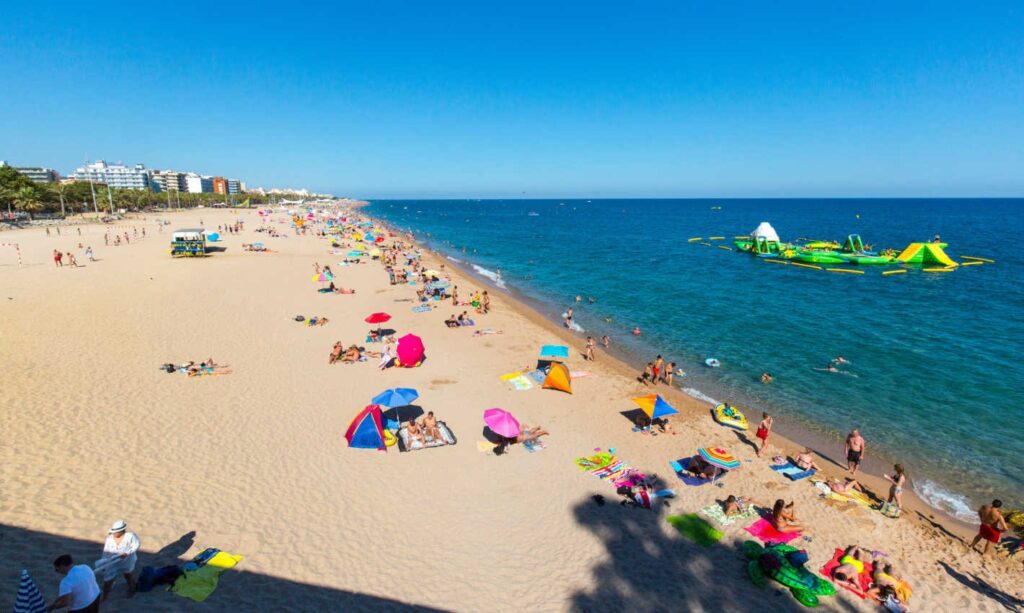 Qué ver en Calella (Barcelona) | GUÍA completa con playas y rutas